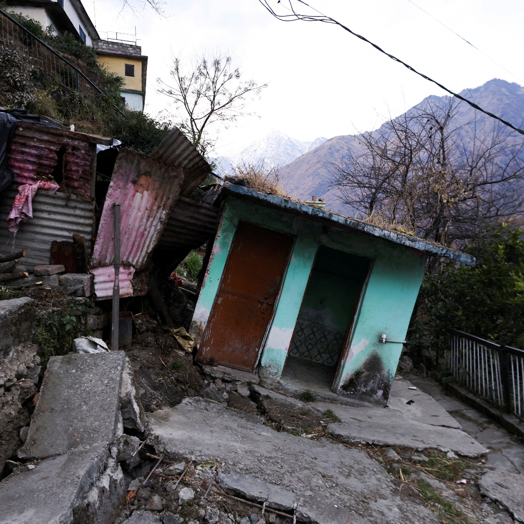 Why is the Indian Himalayan town of Joshimath sinking?