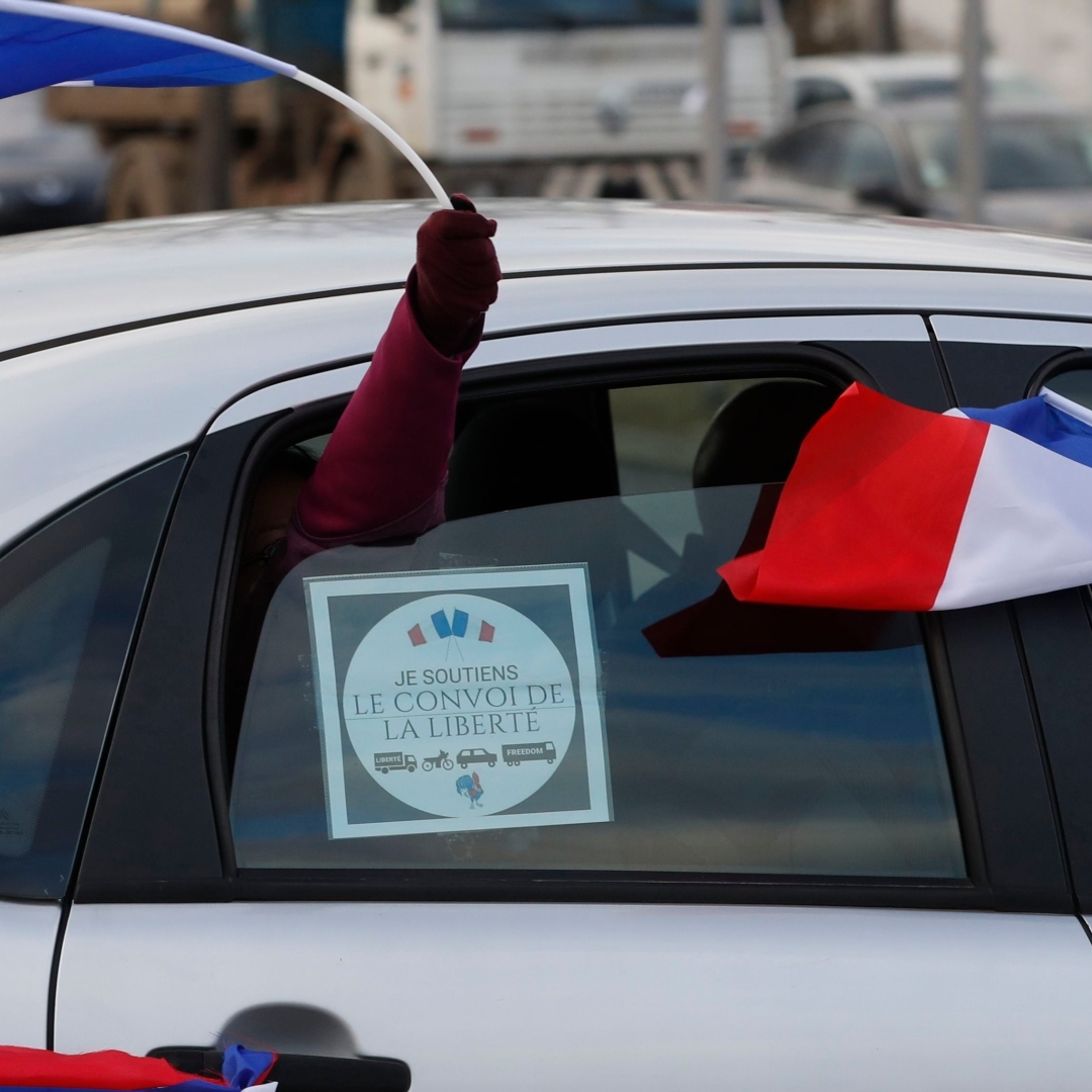 French 'freedom convoy' plans to blockade Paris, inspired by Canada protest