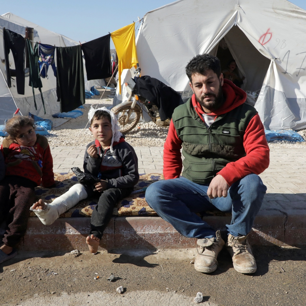 Syrian earthquake survivors wait for aid in freezing conditions
