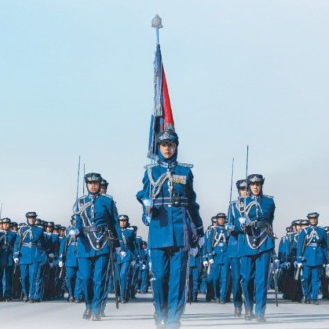 First lady of Oman oversees women police officers' graduation