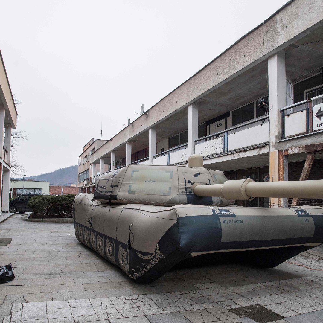 This Czech company makes inflatable tank and missile decoys