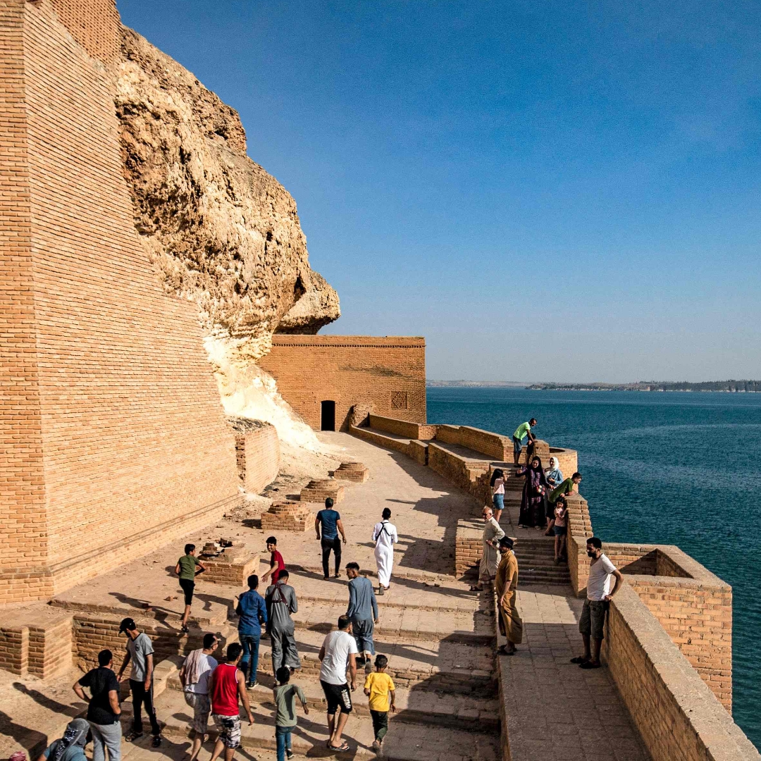 Visitors trickle back to Syria's ancient fortress once used by fighters