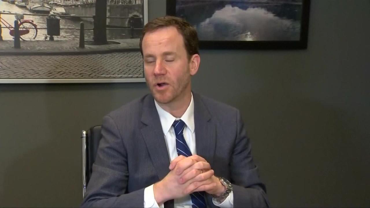 Serial podcast's Adnan gets new murder trial