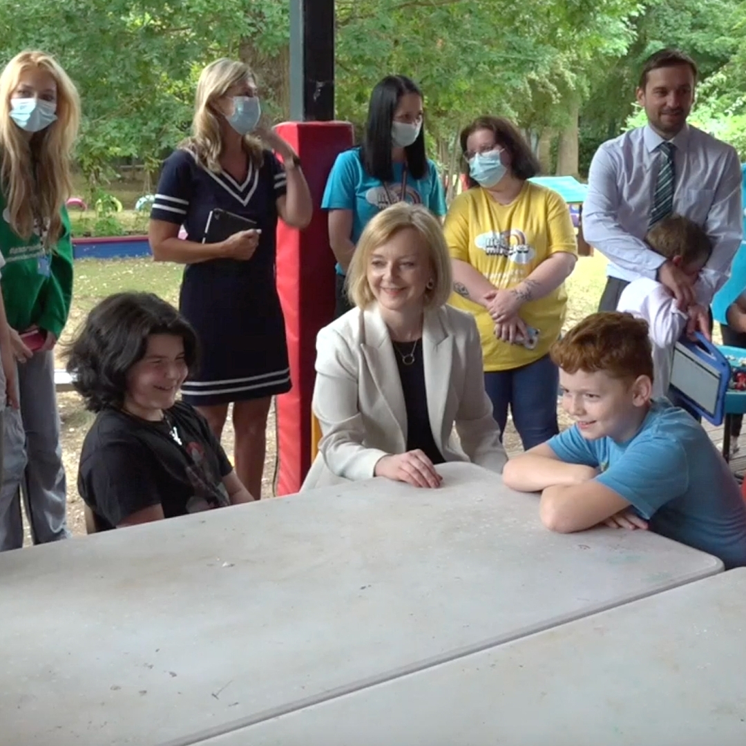 Watch: UK foreign secretary's 'awkward' interaction with schoolchildren