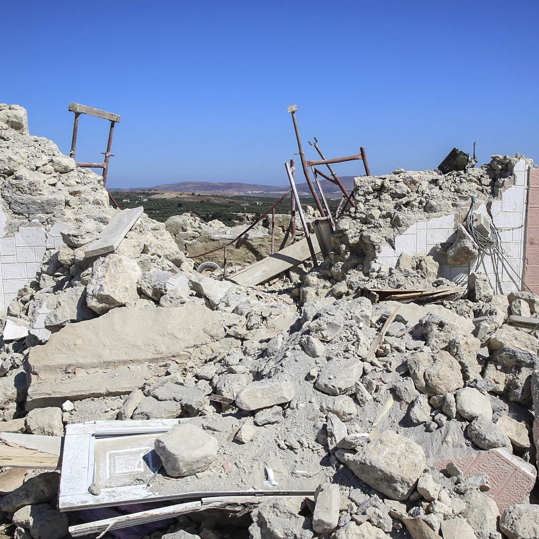 Earthquake kills one on Greek island of Crete