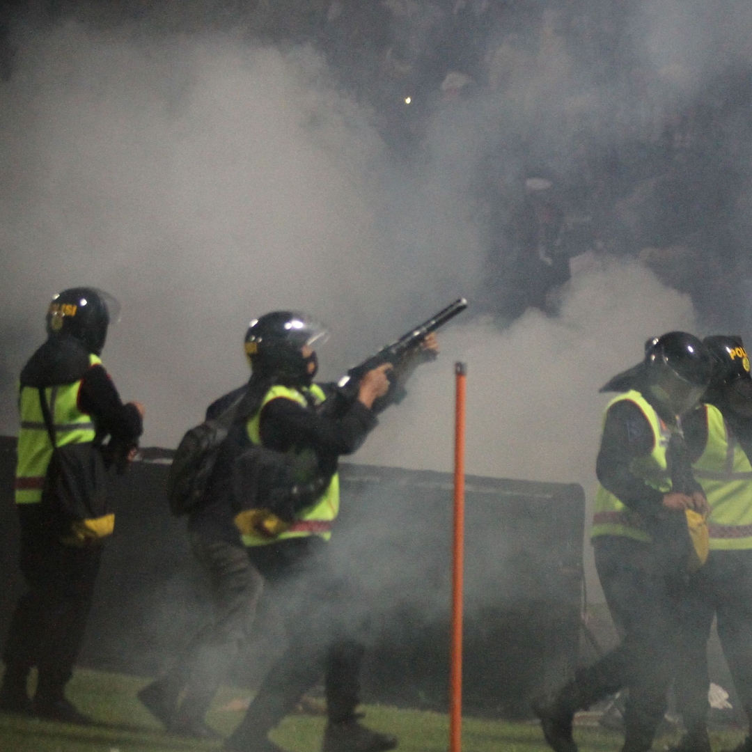 At least 125 dead in Indonesia football stadium disaster