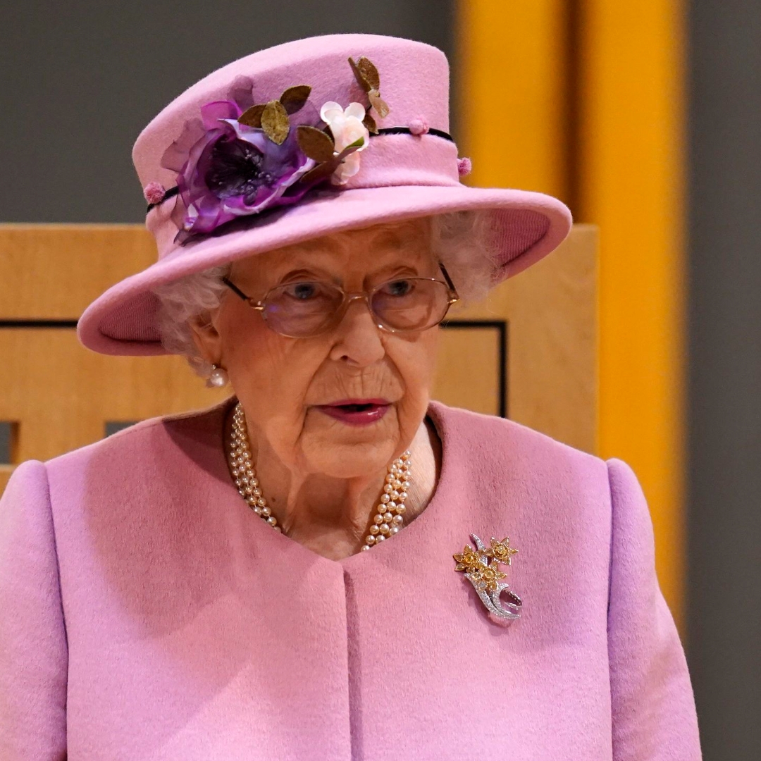 UK's Queen Elizabeth praises the Welsh people for rising to Covid-19 ...