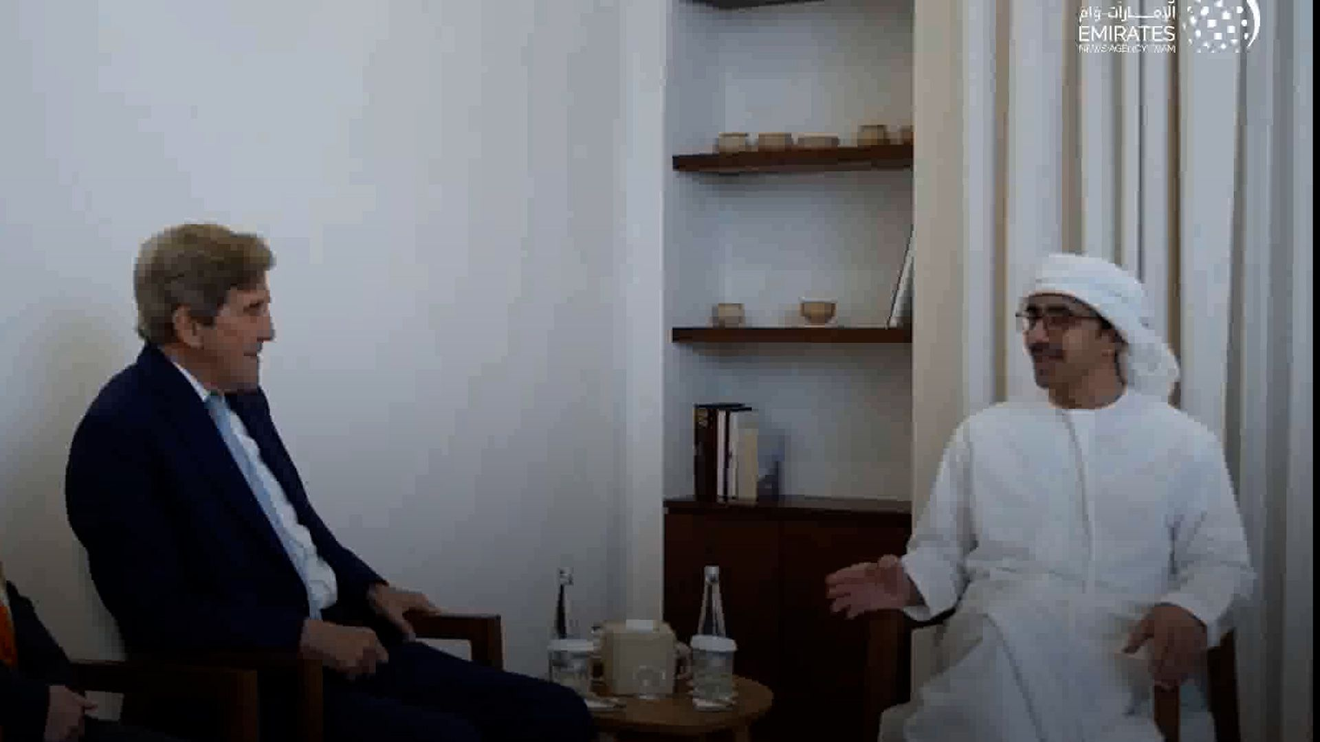 Sheikh Abdullah bin Zayed meets John Kerry in Abu Dhabi