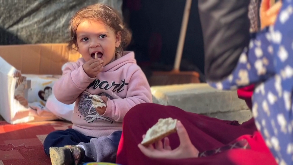 Hunger adds to troubles of displaced Palestinians